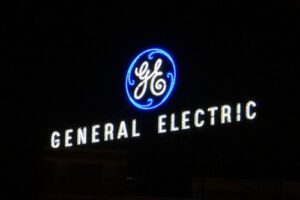 15 Classic American Logos That Have Totally Changed Over Time